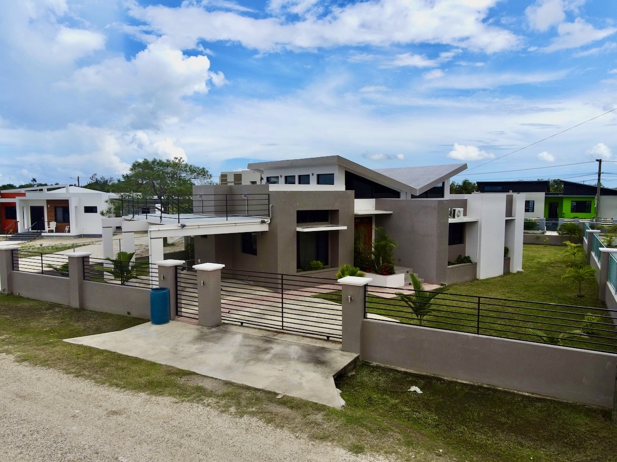 Green Estate Real Estate • Vista Real Estate